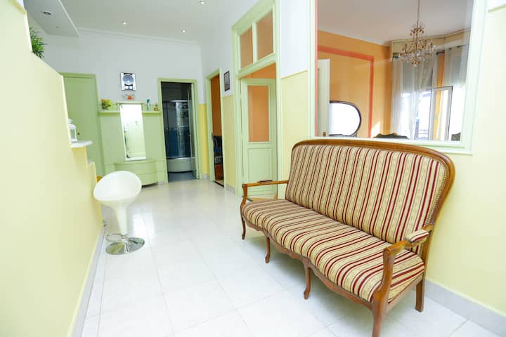 Un Charmant Appartement Dans L'hyper Centre D'oran - Orán