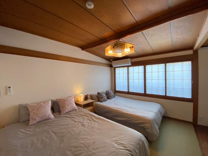 新「スギ」関西空港・難波直通！4bedroom！最大12名宿泊可能。 - Japan