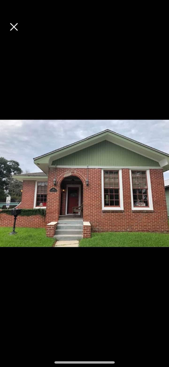 Prewit Street Charmer - Lake Charles, LA