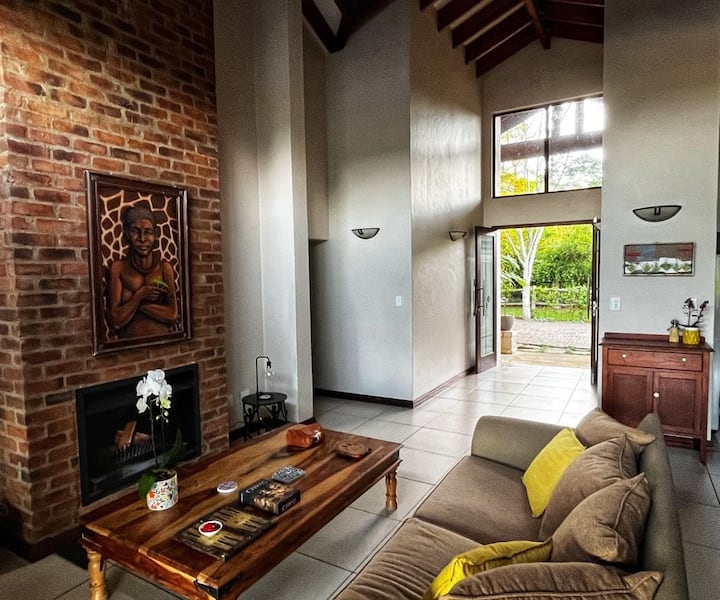 Levitate Villa - White River