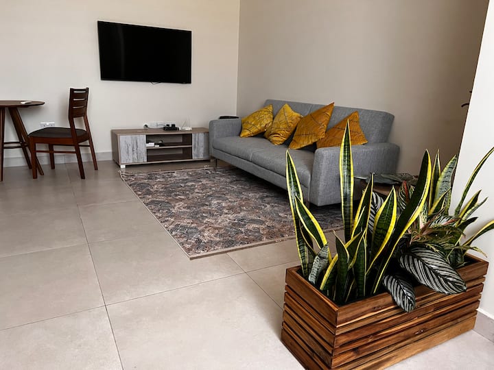 Snug 1 Bed In Gated Community Vii - Accra