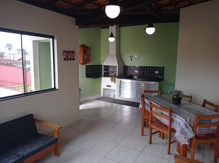 Casa Completa A 4 Minutos Andando Da Praia - Praia Grande