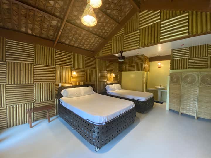 Jardin De Luz Pavilion Gold Room - Lucban