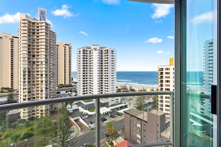 Surfers Paradise*high Floor, Level 20,hotel Room - Gold Coast
