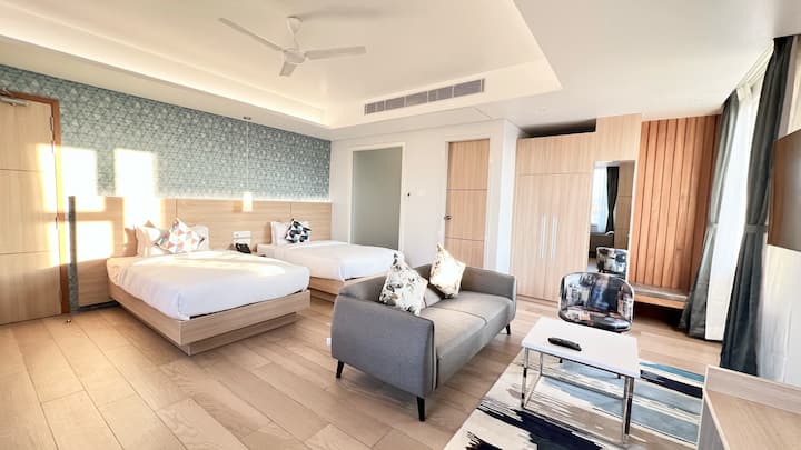 Family Room With Twin Beds - 임팔