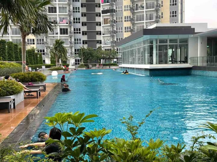 3 Bedroom Homestay Linaadlina With Pool - Bangi