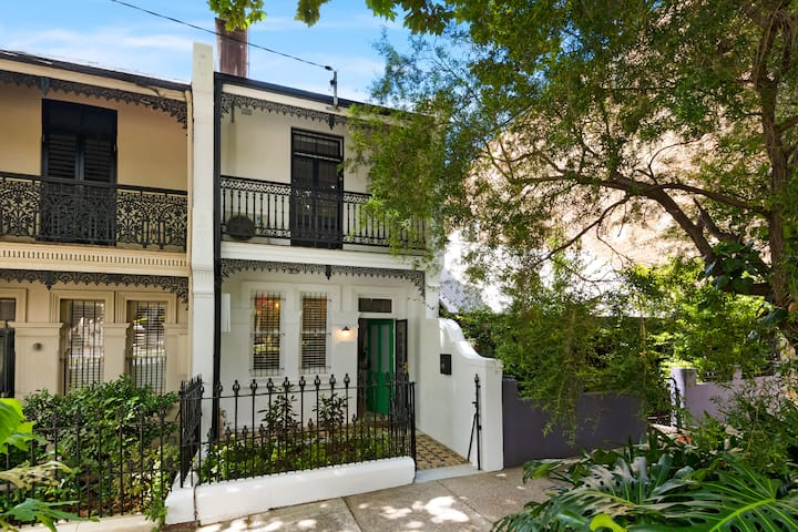 Paddington Dream - Modern Light Filled Urban Oasis - Mosman