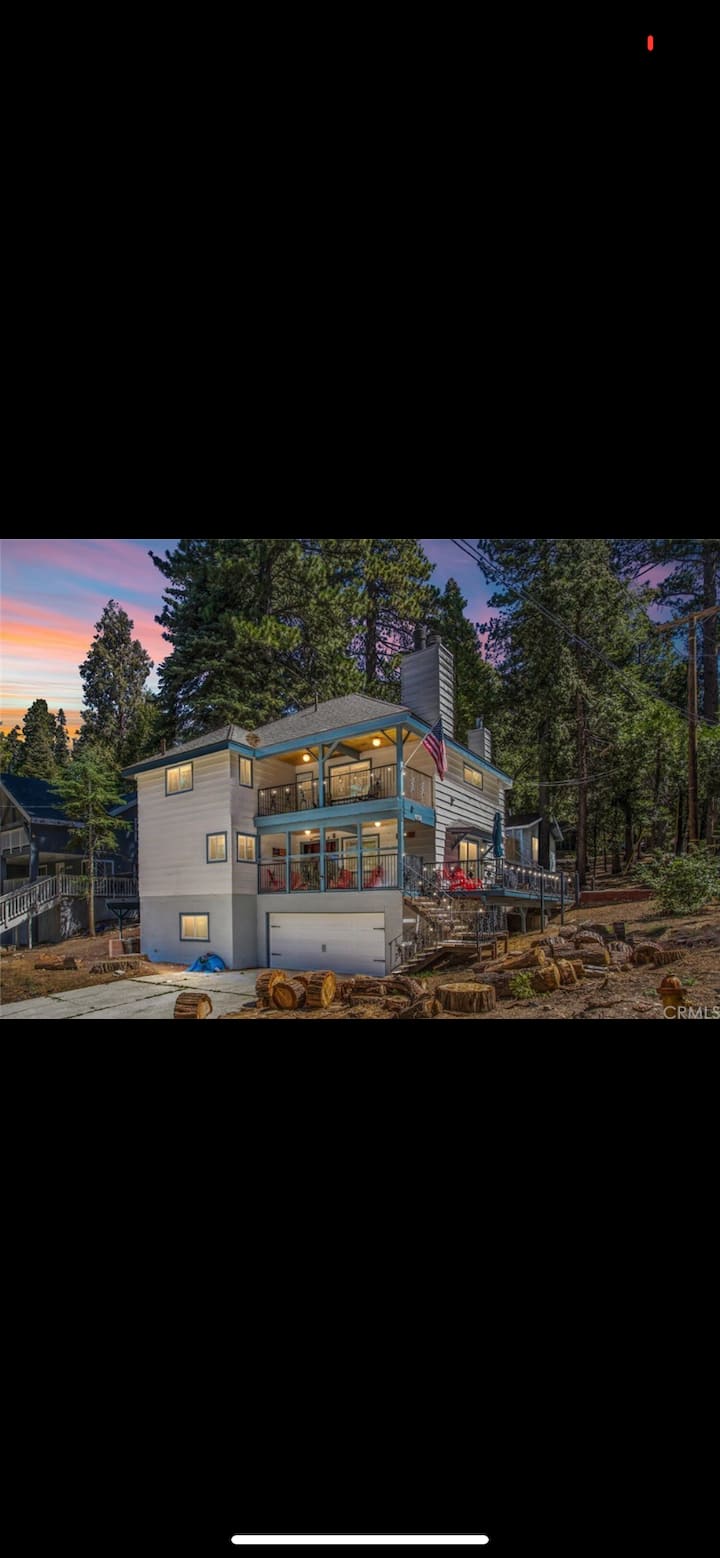 Spacious 3br Central To All Mountain Attractions - Running Springs, CA
