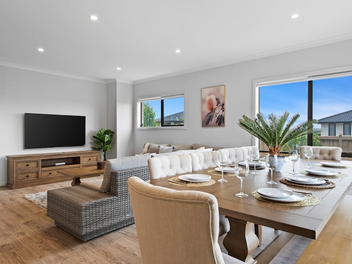 30% Off Spacious5bedder4bath 1study House @Croydon - Dandenong Ranges