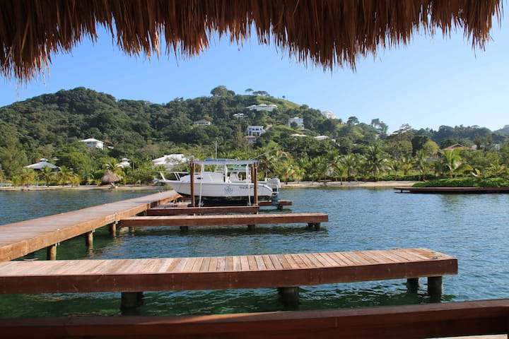 A Little Bit of Roatan Paradise - Guesthouses for Rent in Bay Islands ...