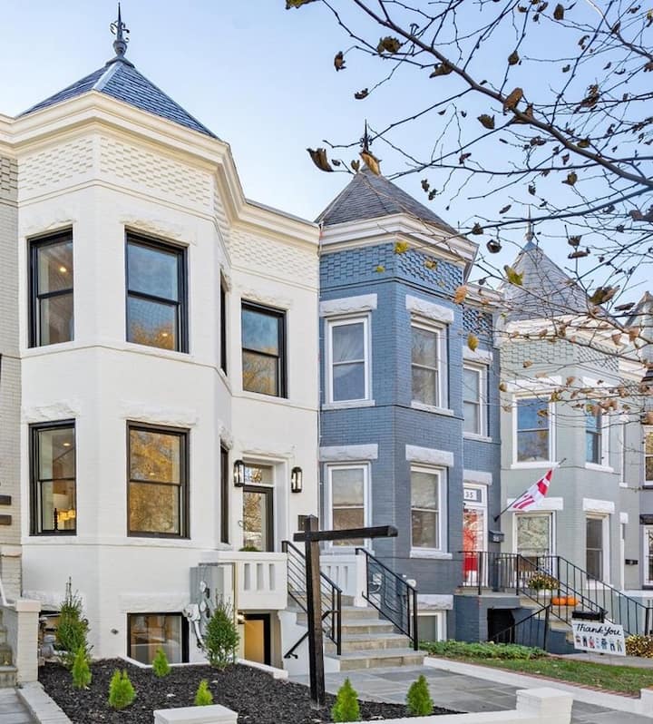 Modern Apartment In Dc Rowhome Near Downtown - Washington, D.C.