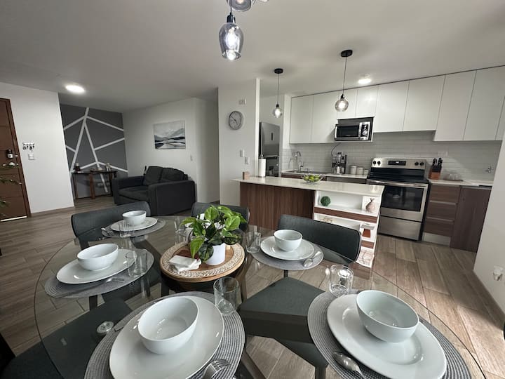 *New* Apartment Zone 14 Great Location In The City - Guatemala