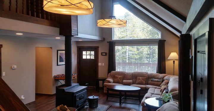Colorado Mountain Retreat - Cabin With Hot Tub - Idaho Springs, CO