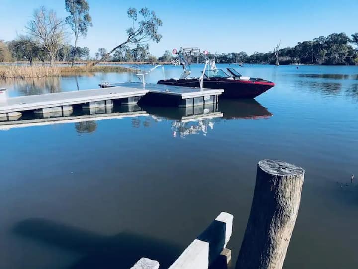Riverside Beauty, Sports Galore. - Nagambie