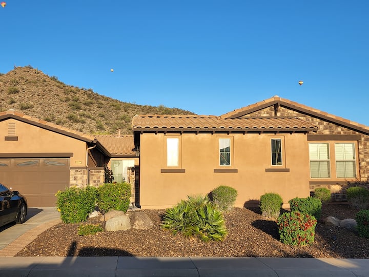 Beautiful And Peaceful 4 Bedroom 3 Bathroom House. - Peoria, AZ