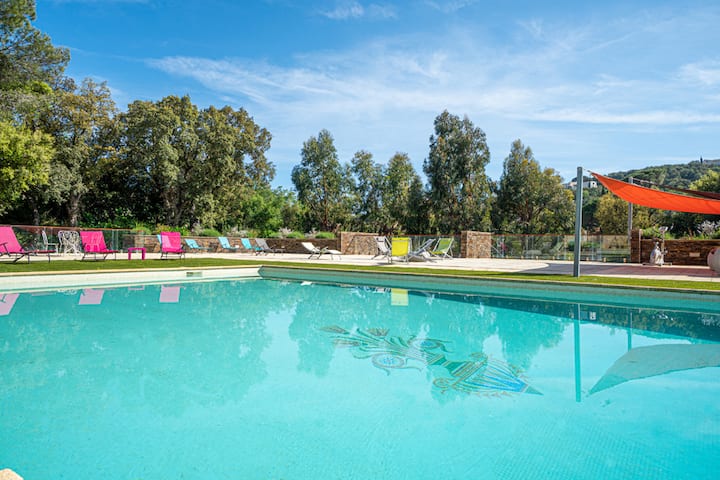 Gîte De Charme Tout Confort Avec Piscine Et Spa - Grimaud