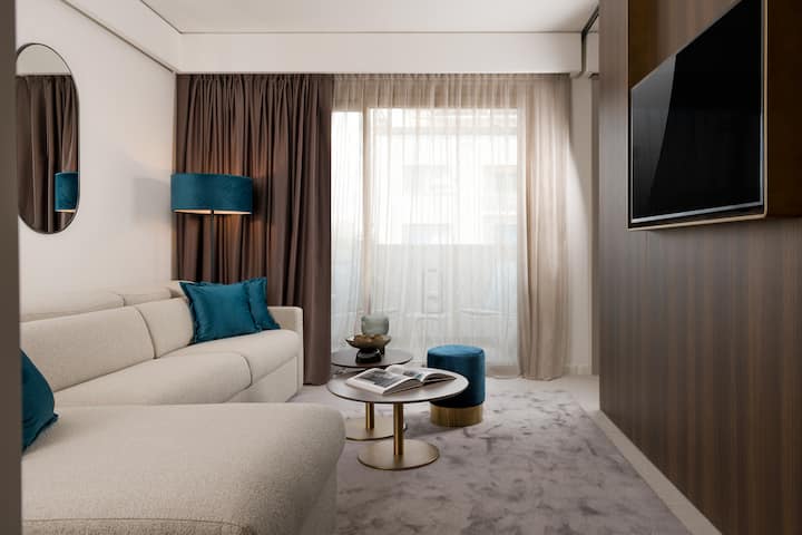 Junior Suite In Viale Ceccarini - Cattolica