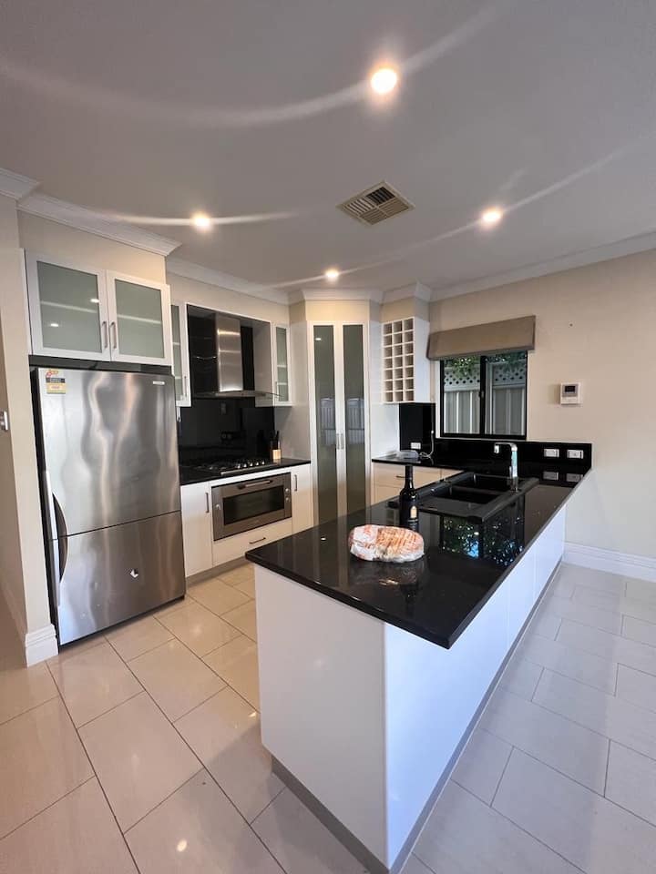 Executive Villa Close To Cbd With Spa - Adélaïde