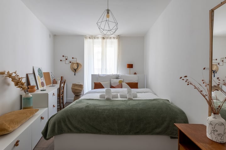 90m2 Rénové - Terrasse En Plein Cœur De Marseille - Marseille