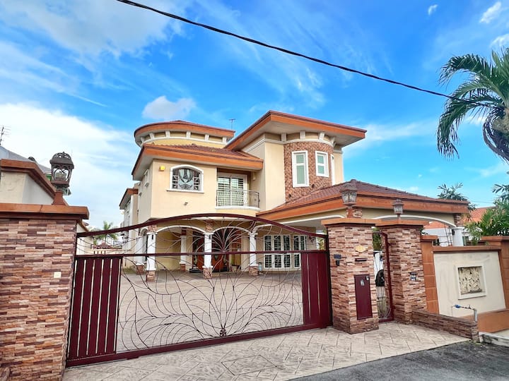 9 Serene Hilltop Bungalow Karaokebbqjacuzzimahjong - Klang