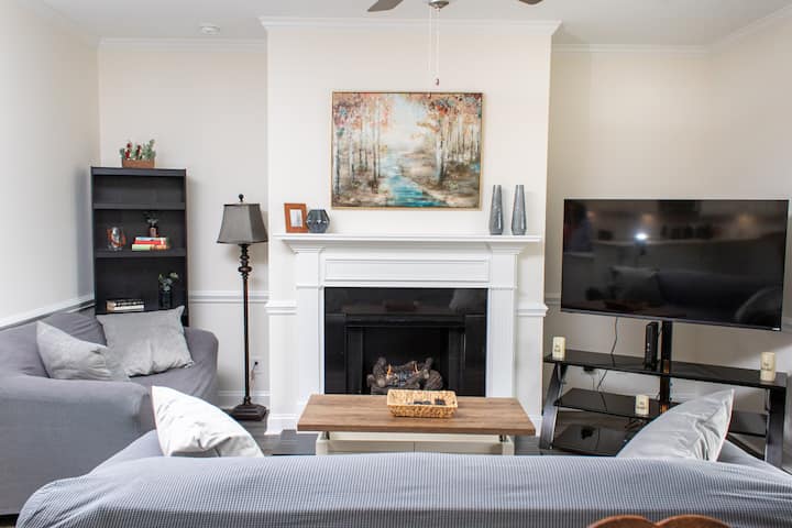 Elegant Luxury 3br/3ba Near Ecu & Vidant Hospital - Greenville, NC