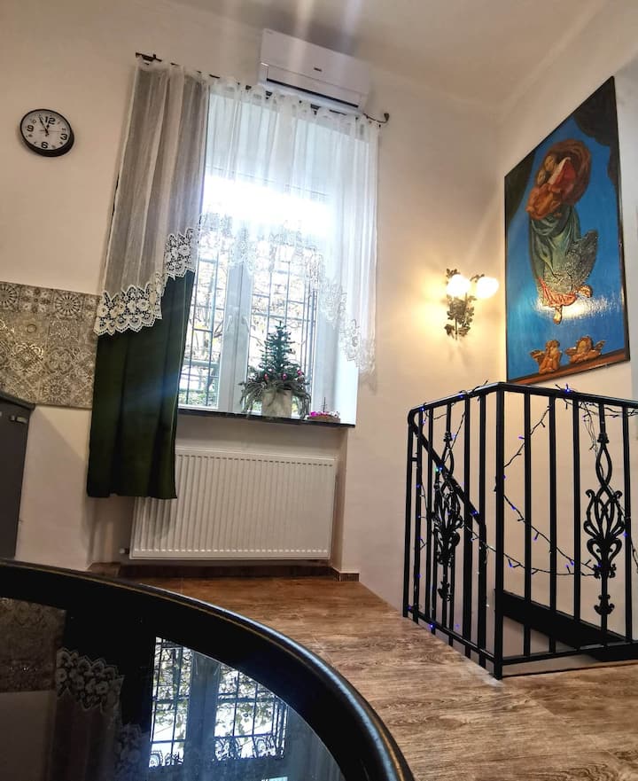 Max's Apartment-zandukeli - Grúzia