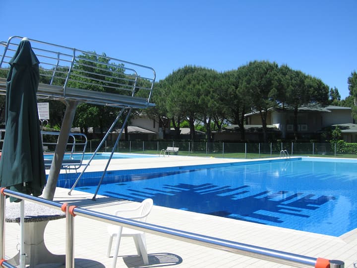 Perseo 35: Villaggio Con Piscina E Campi Da Tennis - Bibione