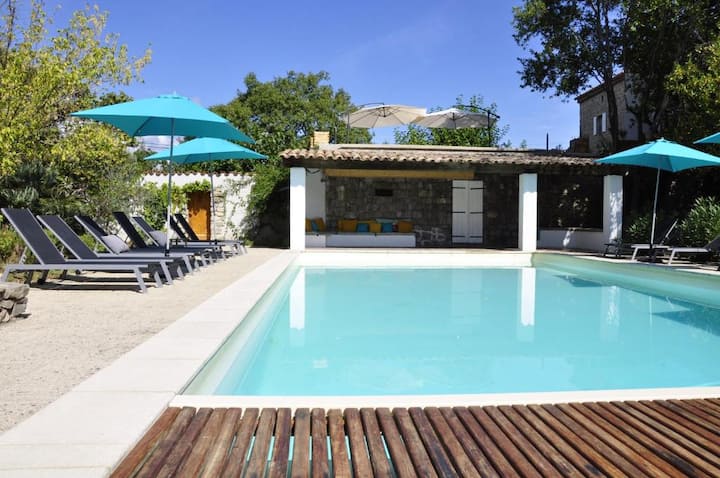 Un Je Ne Sais Quoi De Paradis - Ardèche