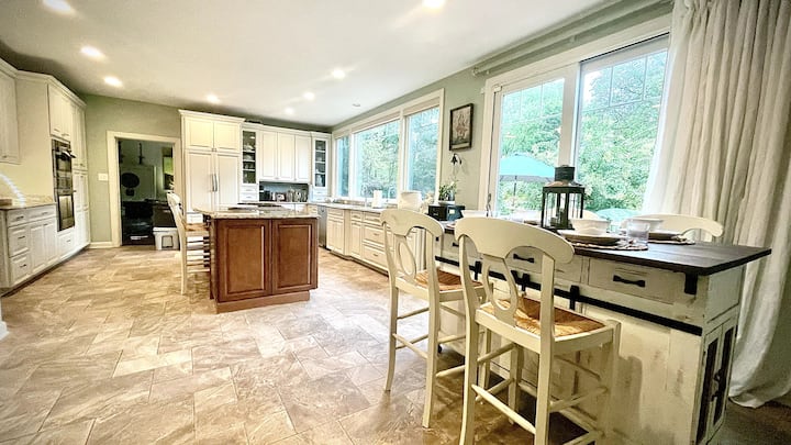 Chateau De L'amour Retreat - Warrenton, VA