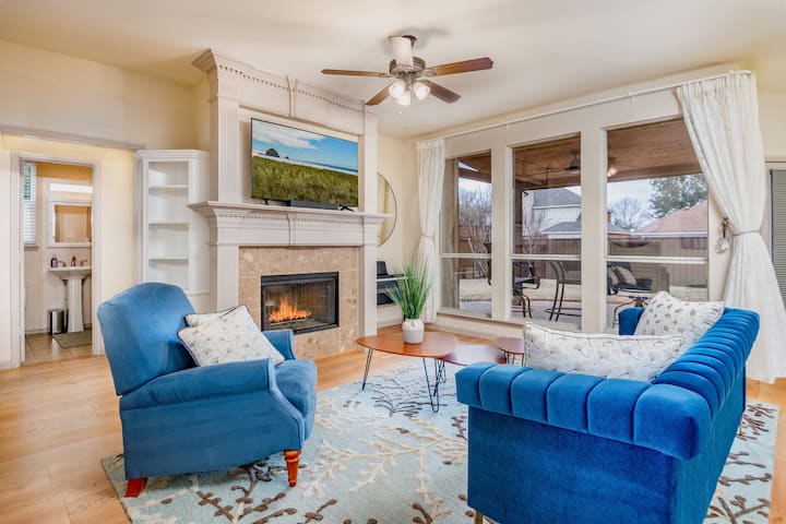 Spacious Two-story Home In Frisco W/ Ev Charger - Frisco, TX