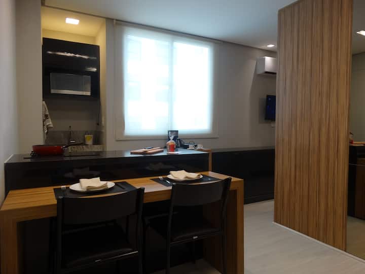 Apto C\ Ar | Muito Conforto | Loc Excepcional - Belo Horizonte