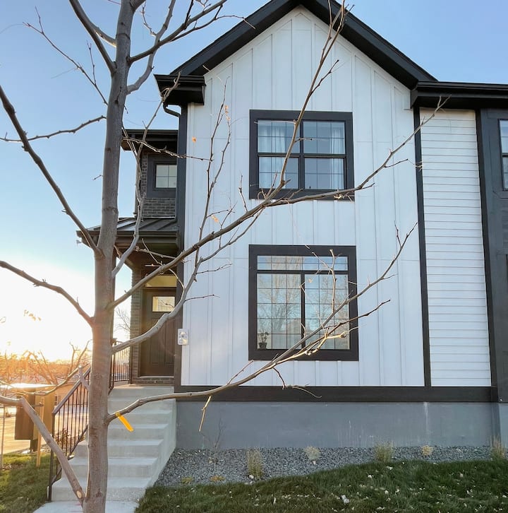 Sable View Townhome - Aurora
