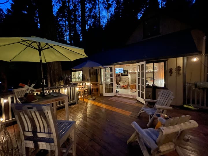 Relax And Retreat - Running Springs, CA