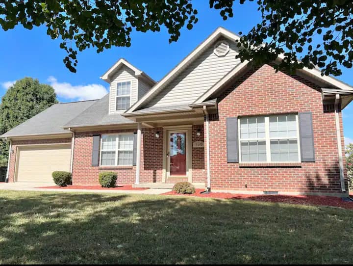 Cozy Home On Golf Course: Near I-75 & Buc-ee's - Berea, KY