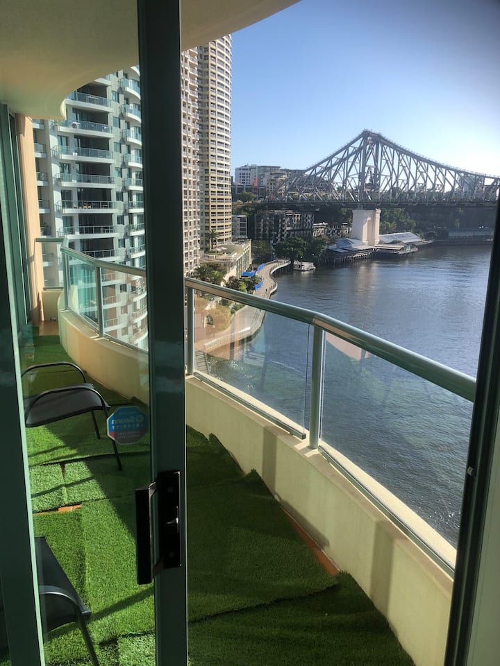 Total Luxury 2 Bedroom -2 Bath Apt Cbd Riverside - Windsor, Australia