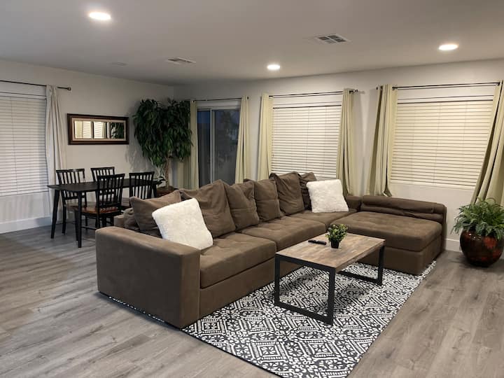Warm And Welcoming - North Las Vegas, NV