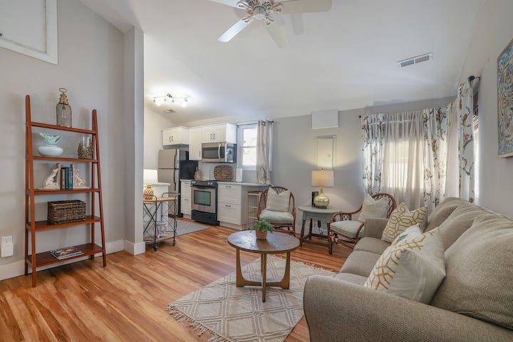 Cozy 2br/1ba Shem Creek Hideaway! - 芒特普林森