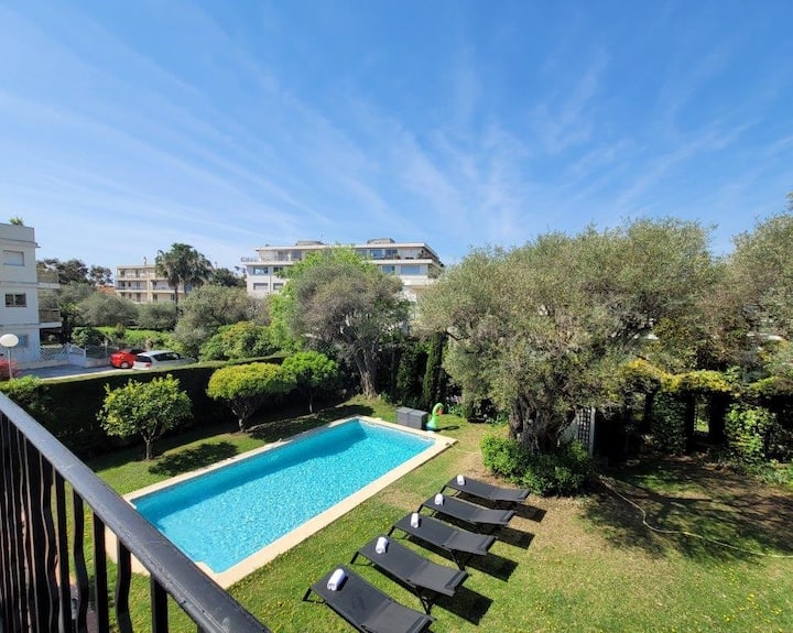 Juan Les Pins Magnifique Villa 5 Pieces De 220 M² - Antibes