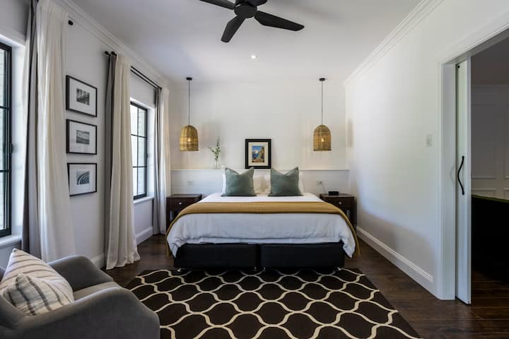 The Hermosa @ Main Street Retreat - Willunga