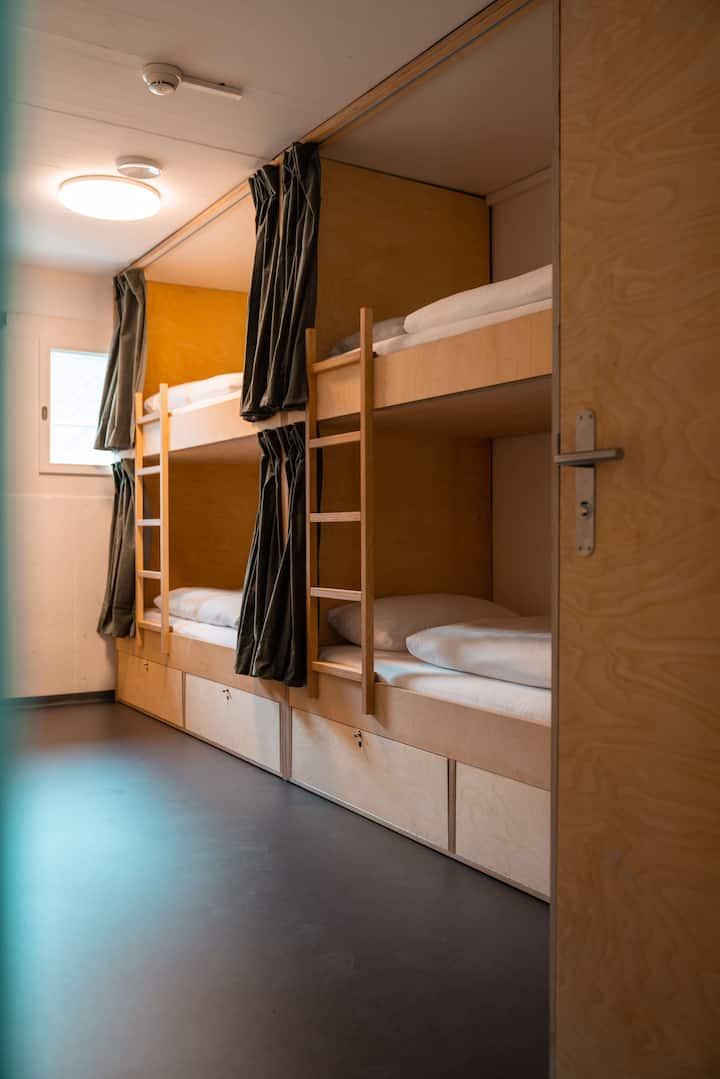 Backpacker-familienzimmer Im Ehemaligen Gefängnis - Chur