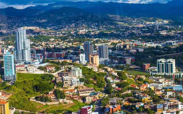 Complete Apart/blvrdmorazan/usaembassy/lomasdelgui - Tegucigalpa