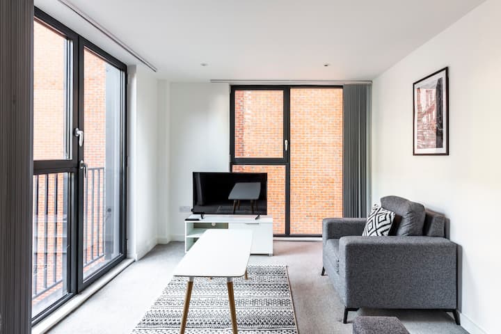 Excellent 1 Bedroom Apartment | City Centre - Liverpool, UK