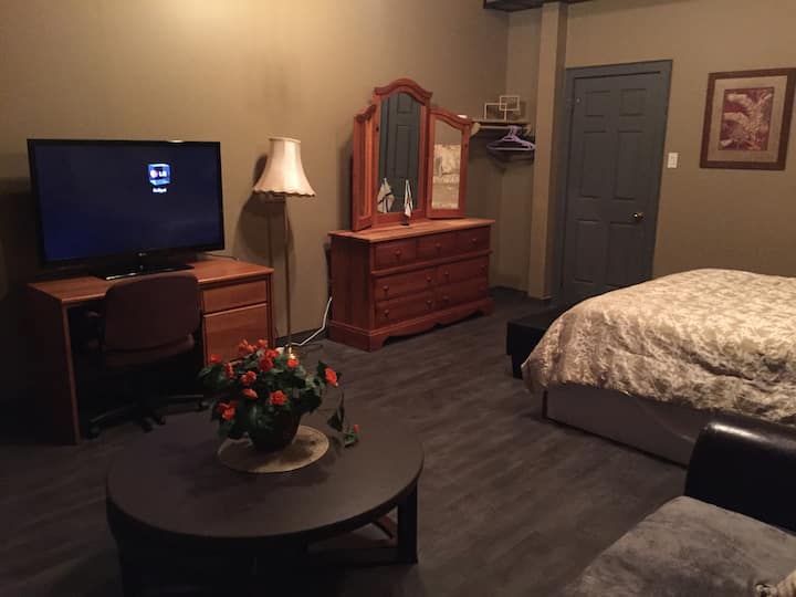 Bluewater Plaza Executive Suite With Harbour View - Yarmouth