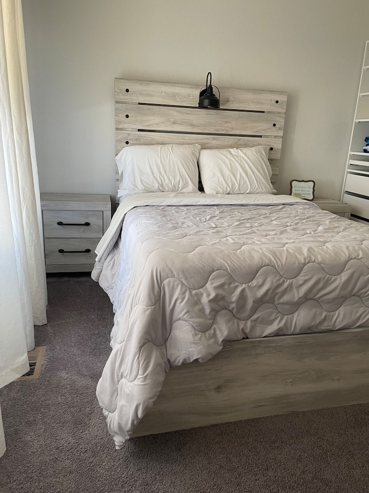 Private Room In Denver - Denver, CO