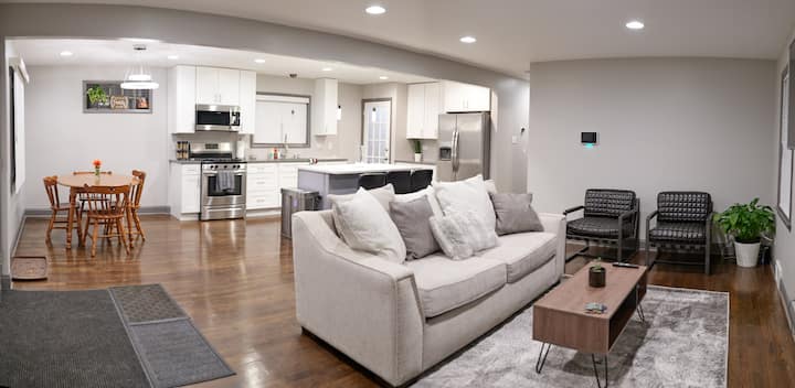 Cozy Haven - West Pullman - Chicago