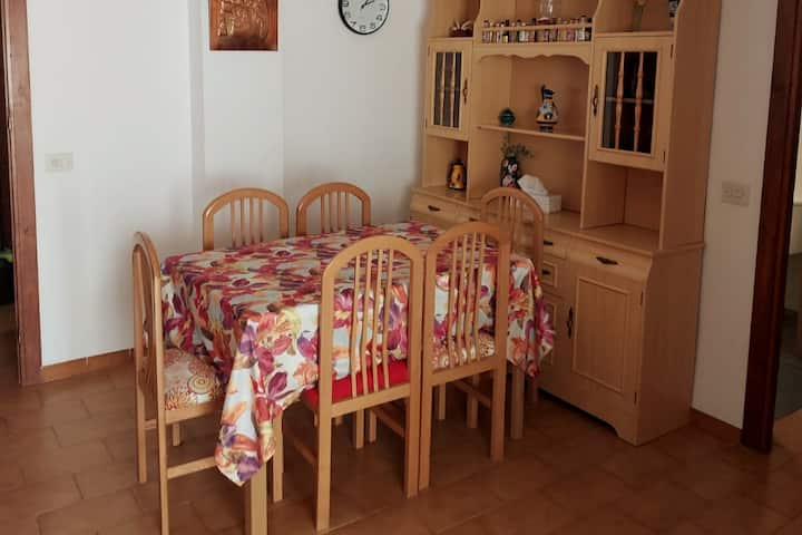 Amplio Piso En Pleno Centro, A 200m De La Playa - Almuñécar