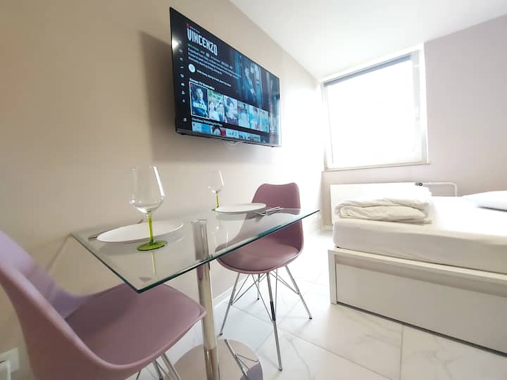 Prime Location, Queen-size Bed - Mannheim