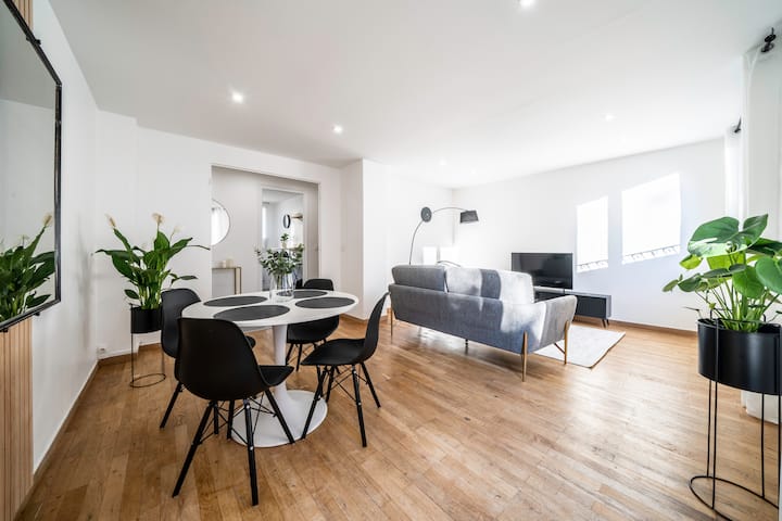 L'indy | Appart Calme Avec Wifi & Parking Privé - Grenoble