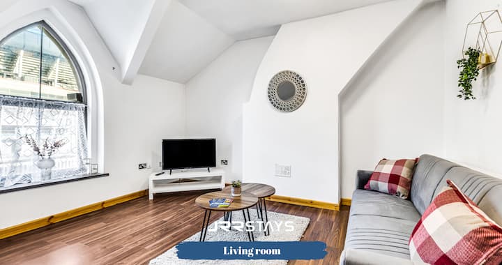 J.r.r Stays| 1-bed| Central Cardiff| Sleeps 3|cf11 - Cardiff