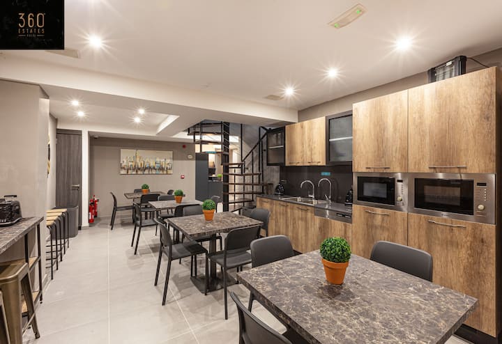 Modern, Large And Spacious 4br Home W/strong Wifi - Malta